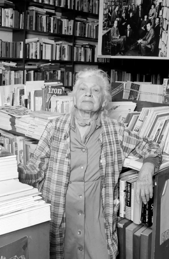 Frances Steloff, Una librera de vanguardia – Lecturas Sumergidas